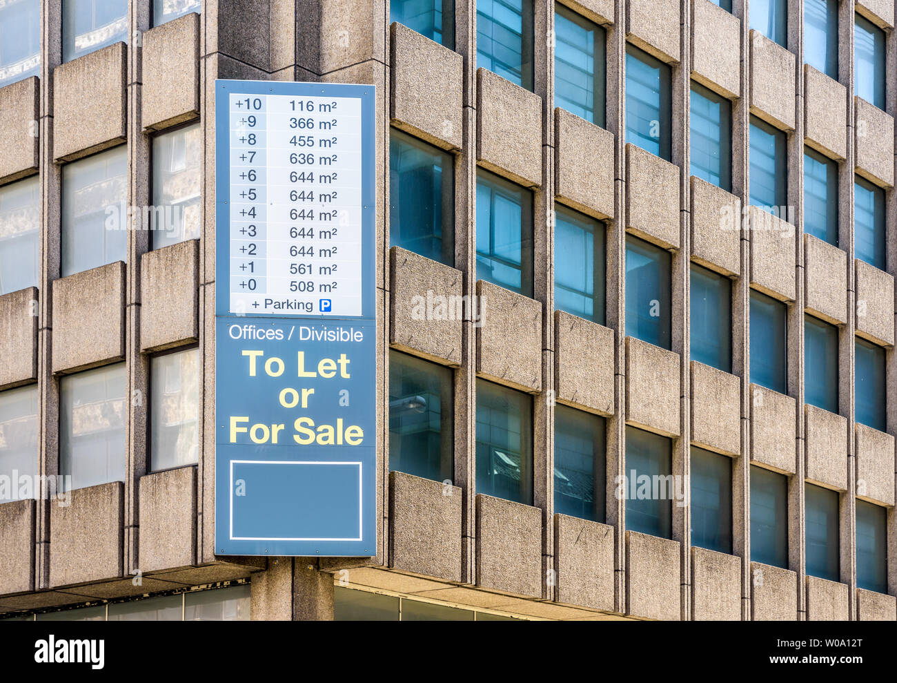 1970s office building hi-res stock photography and images - Alamy