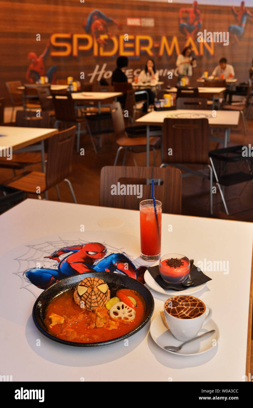 Special menu (Spider Curry, Spider-sense Latte, Spider Suit Moose and ...