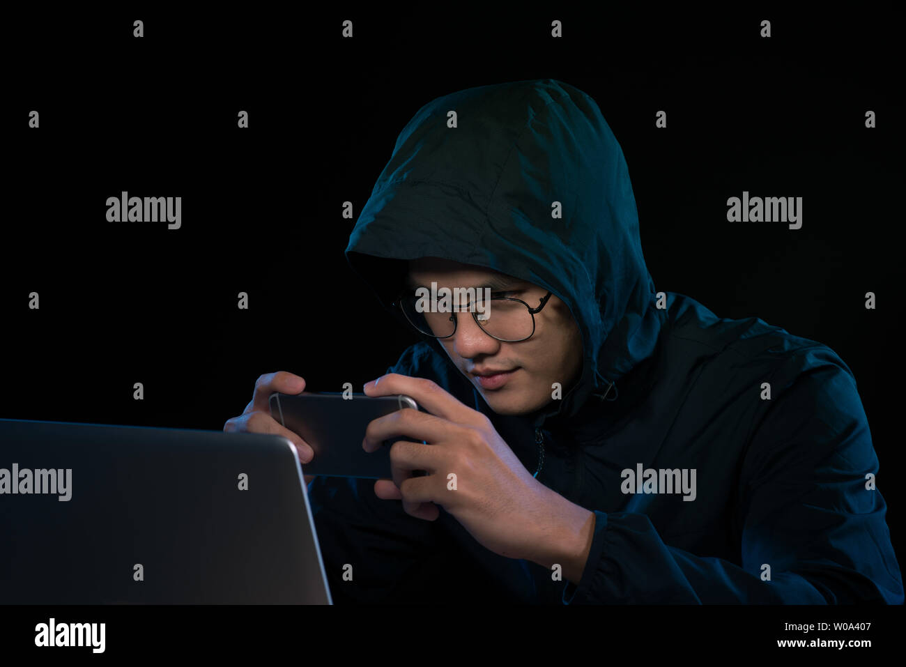 Hacker environment hi-res stock photography and images - Alamy