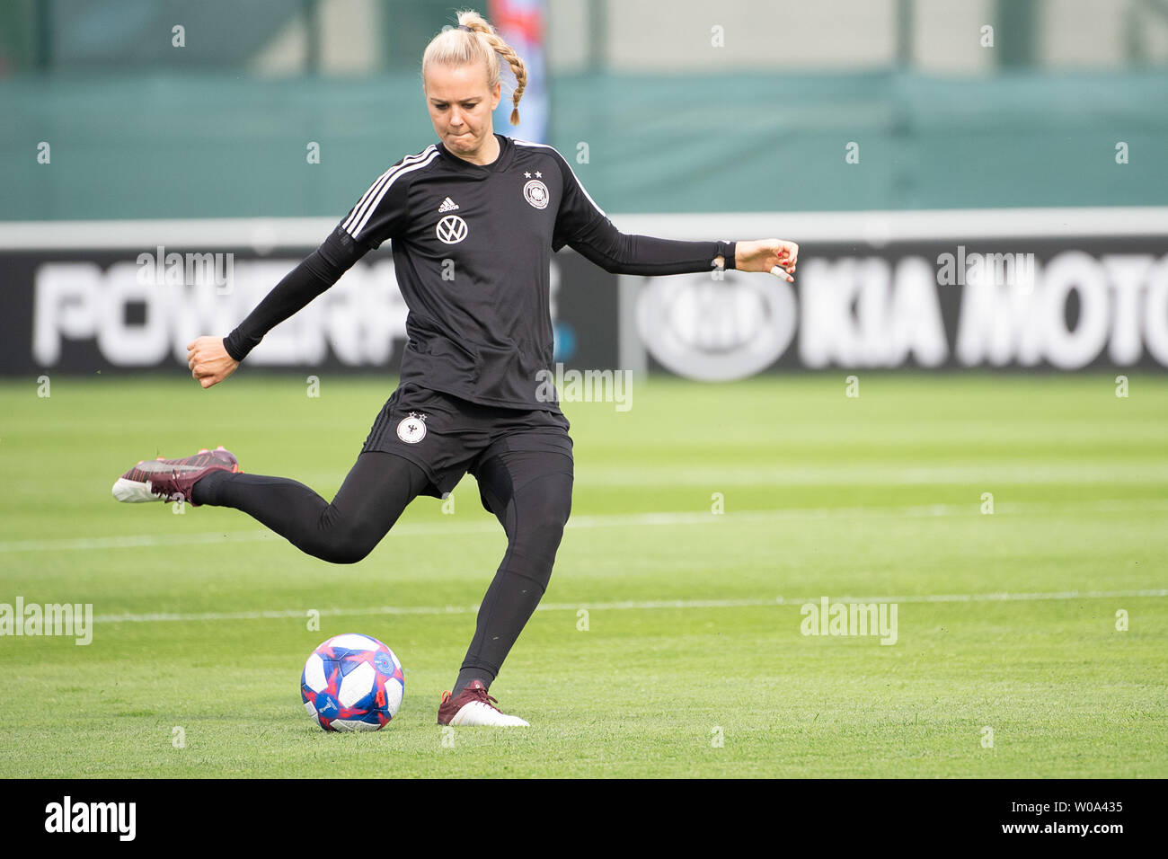 Pont Pean, France. 26th June, 2019. Football, women: WM, national team ...