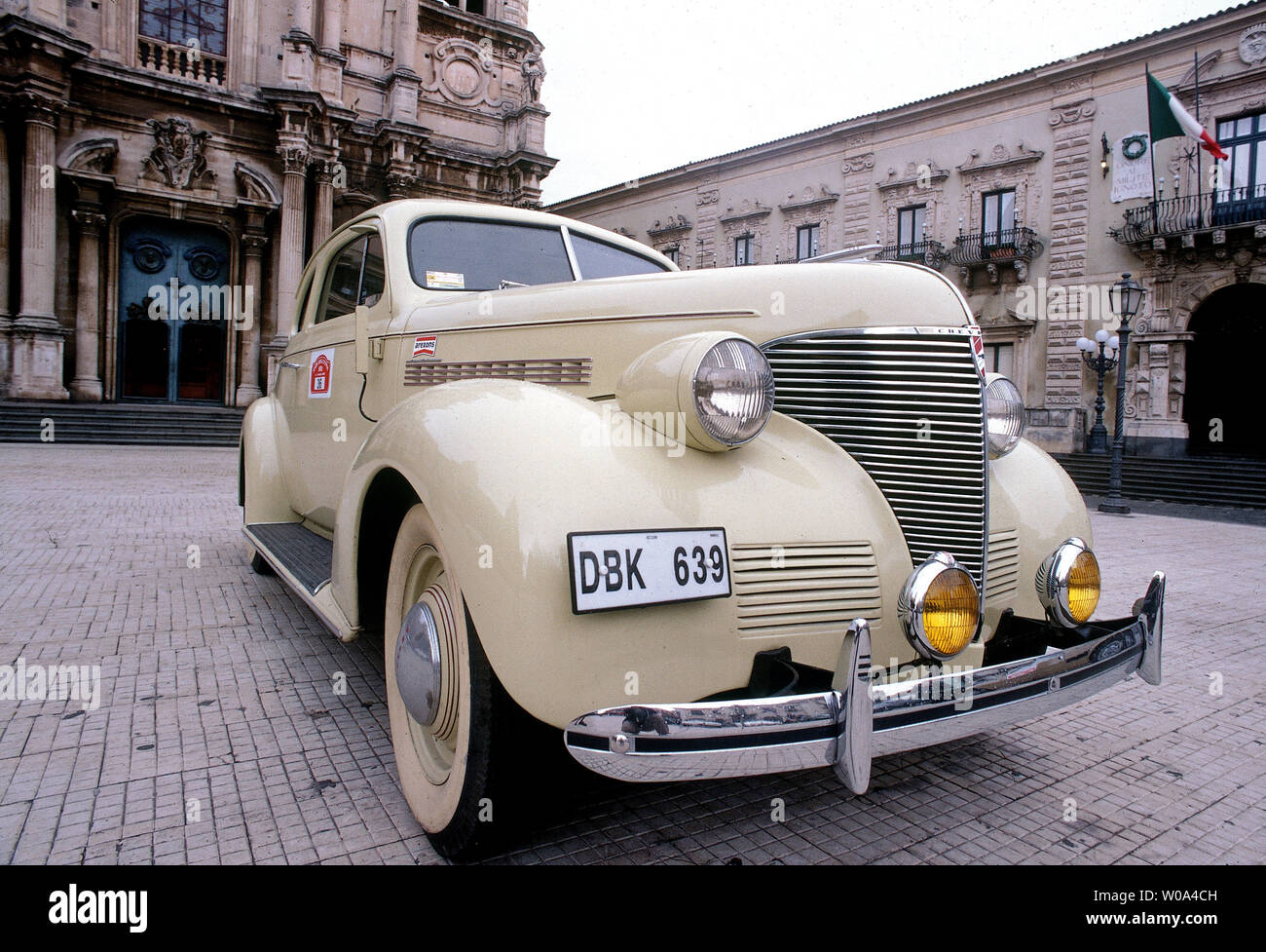 Vintage 40s car hi-res stock photography and images - Alamy
