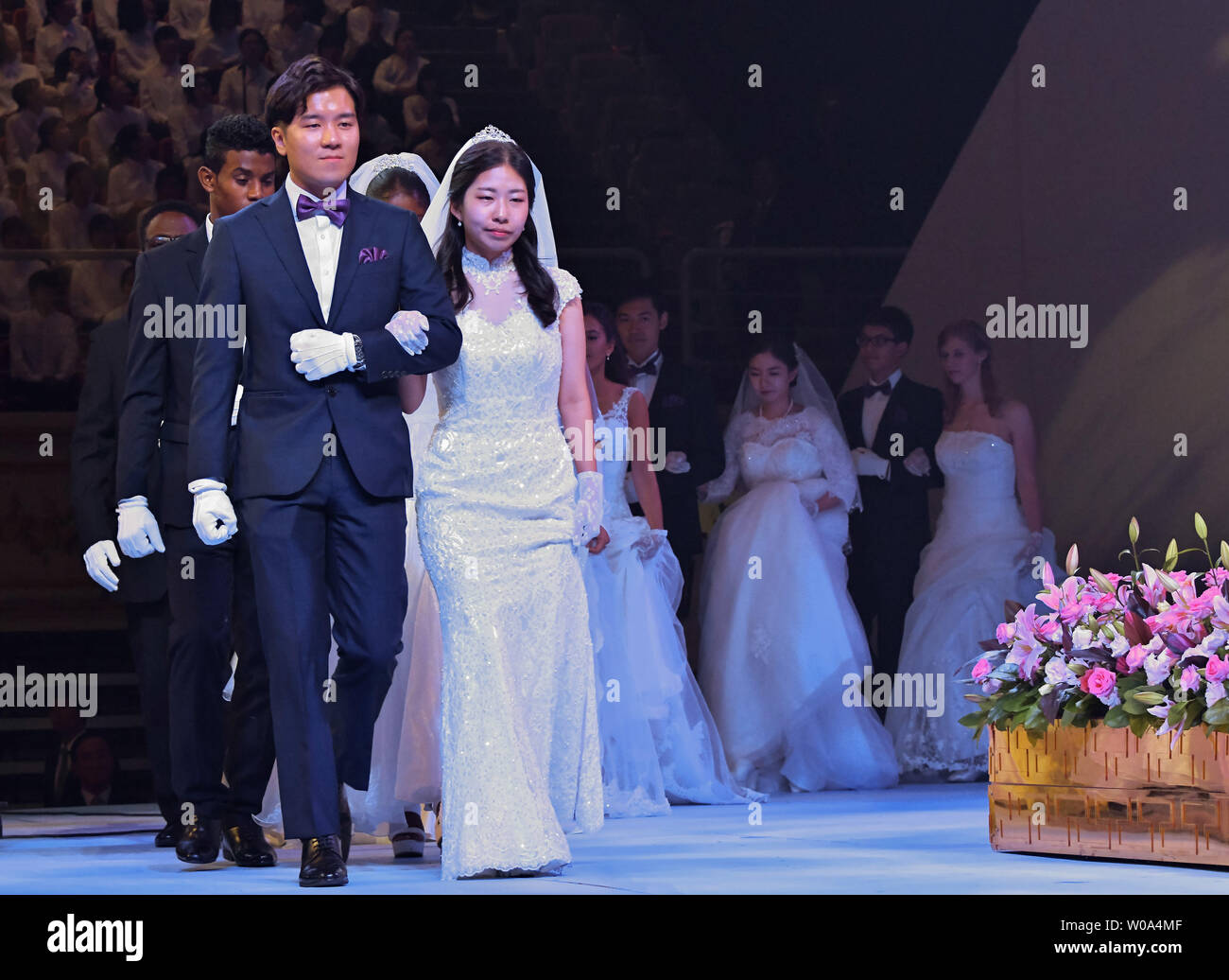 World of the married korea hi-res stock photography and images - Alamy