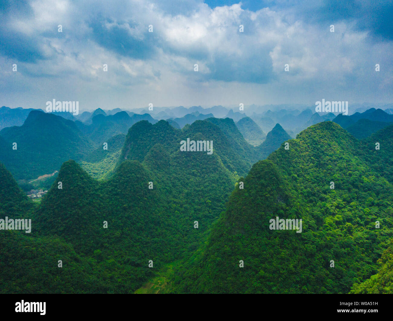 China Guizhou Karst High Resolution Stock Photography and Images - Alamy