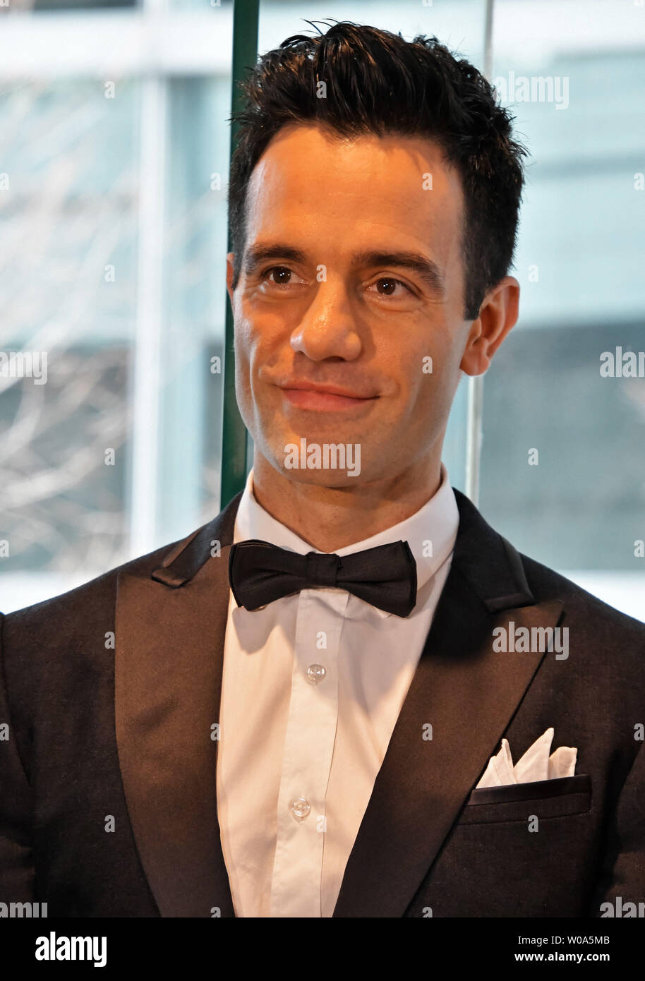 Ramin Karimloo's Instagram, Twitter & Facebook on IDCrawl