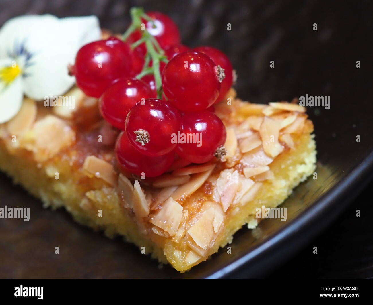 Michelin starred dessert hi-res stock photography and images - Alamy