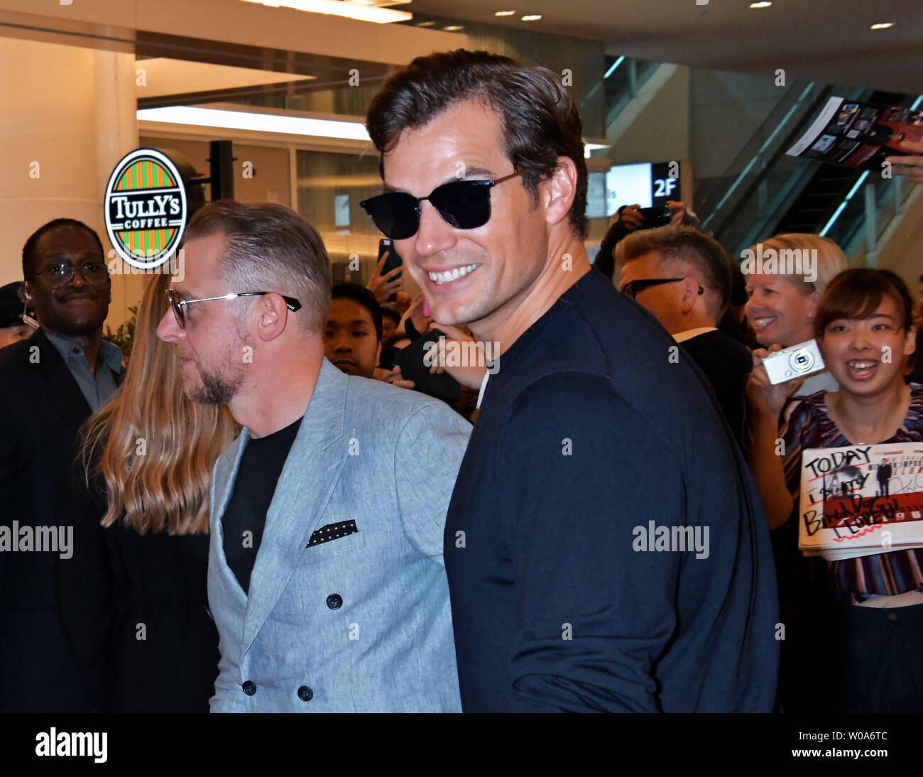 Actor Henry Cavill(R) and Simon Pegg arrive at the Tokyo International ...