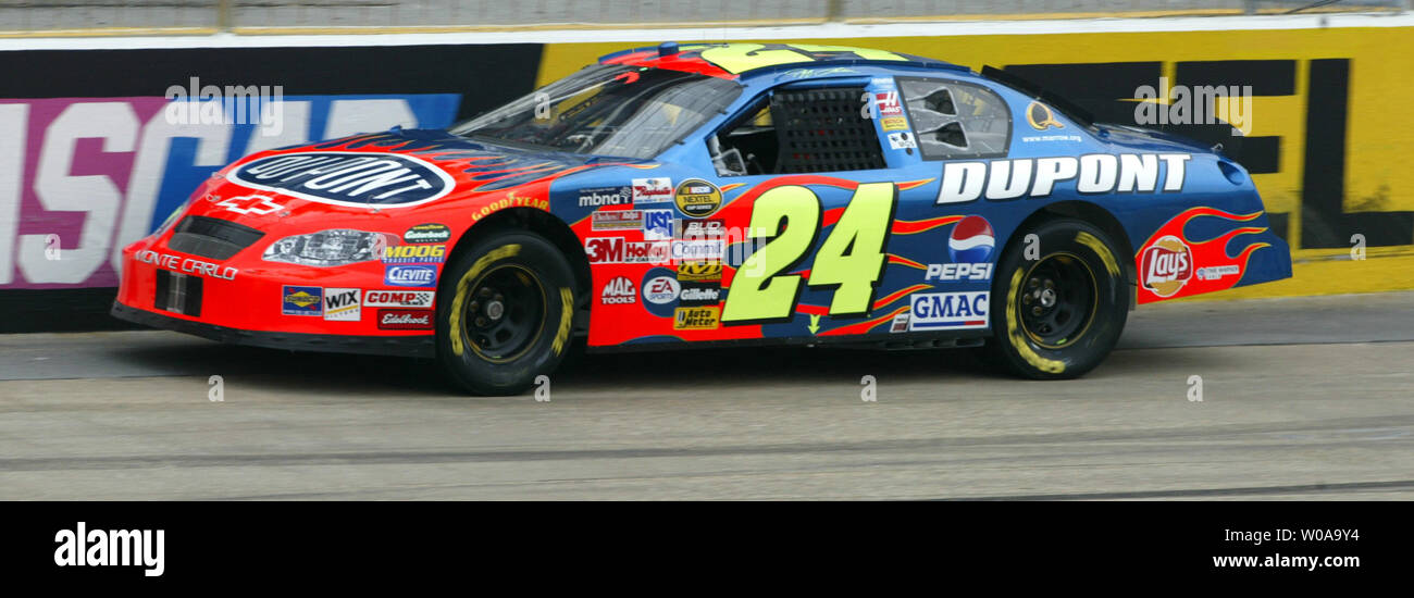 Dupont race car hi-res stock photography and images - Alamy