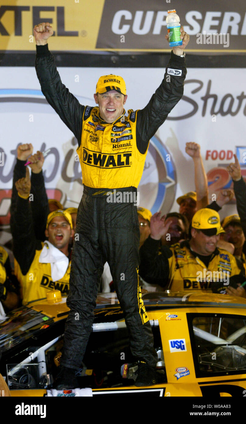 Matt Kenseth celebrates in victory lane after winning the Sharpie 500 ...