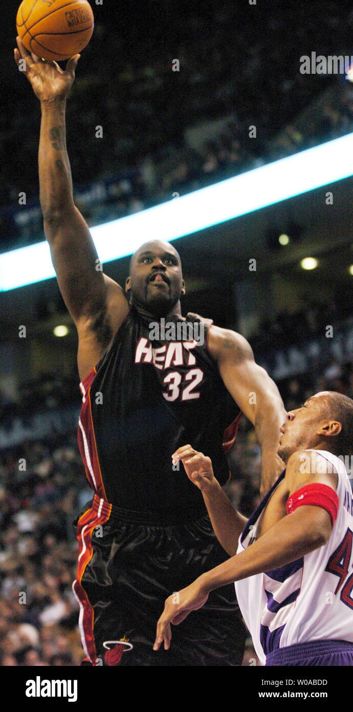 Shaquille oneal action photo hi-res stock photography and images - Alamy