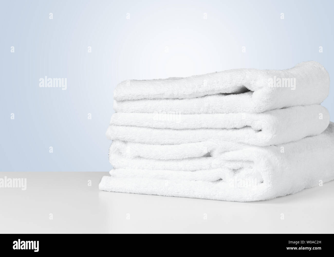 Display of folded towels hi-res stock photography and images - Alamy