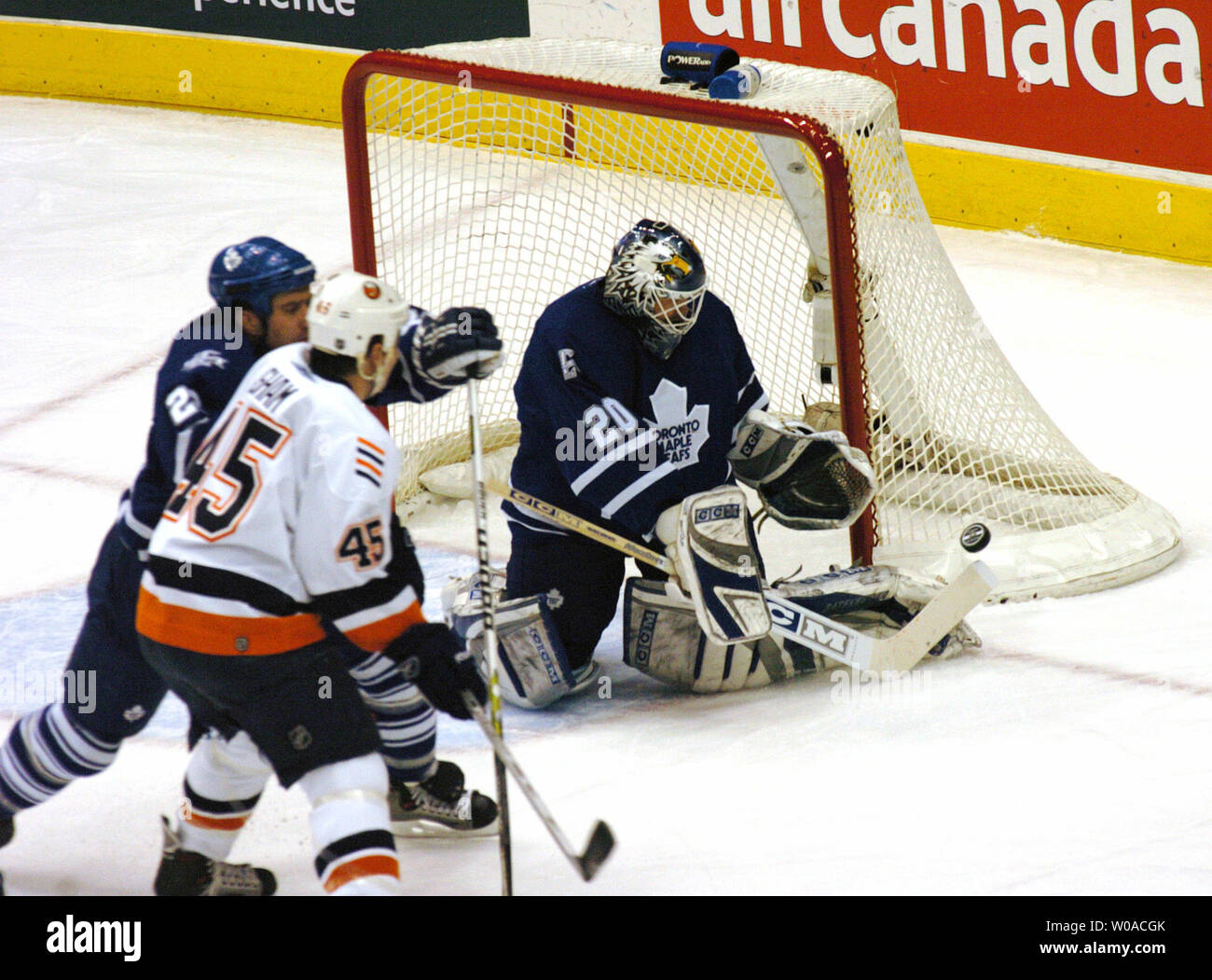 Photo of arron asham hi-res stock photography and images - Alamy