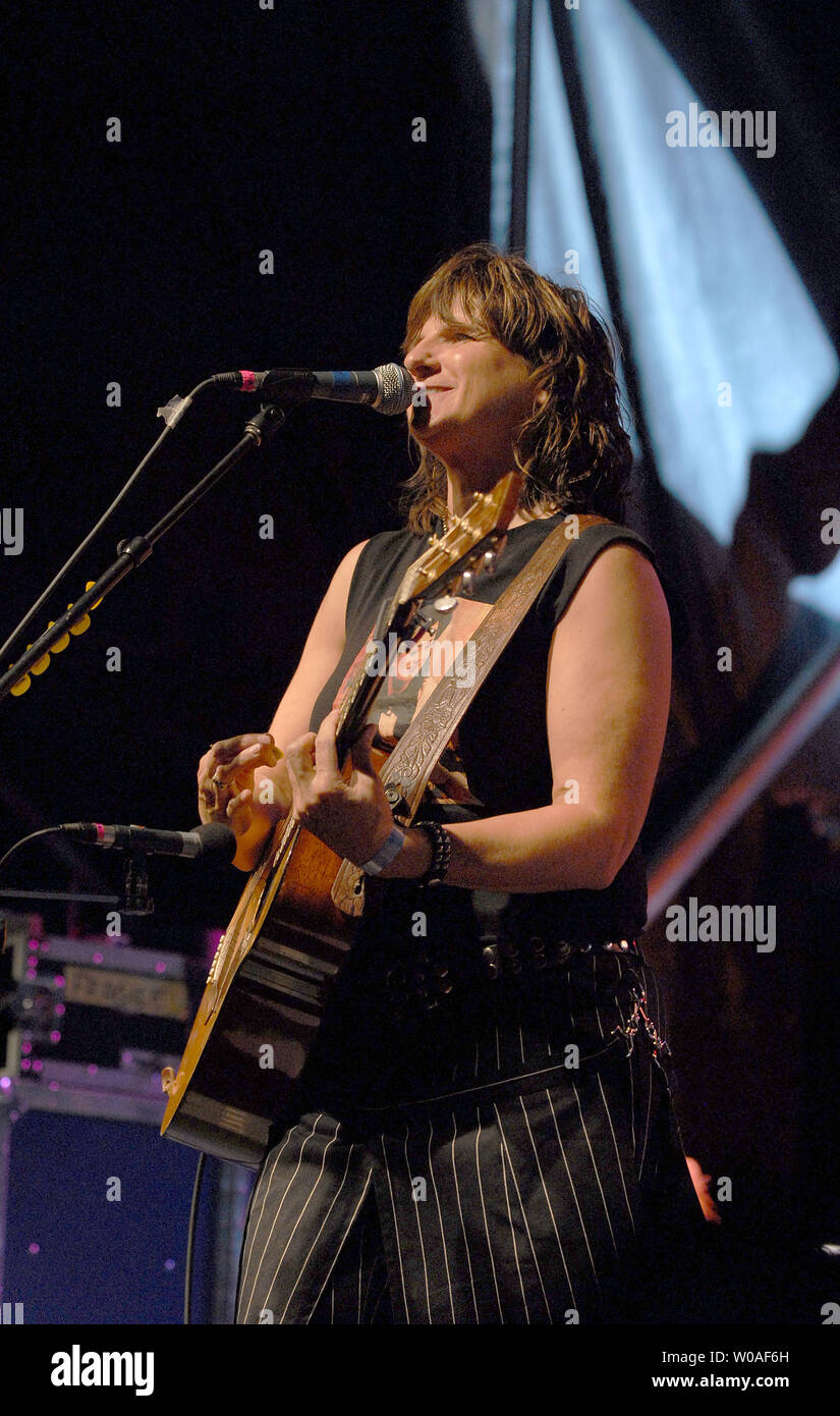 Amy Ray of American folk rock duo the Indigo Girls performs onstage in ...