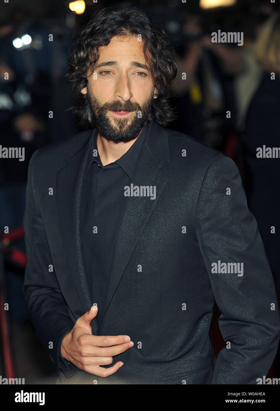 Adrien Brody arrives for the world premiere of "The Brothers Bloom" at ...