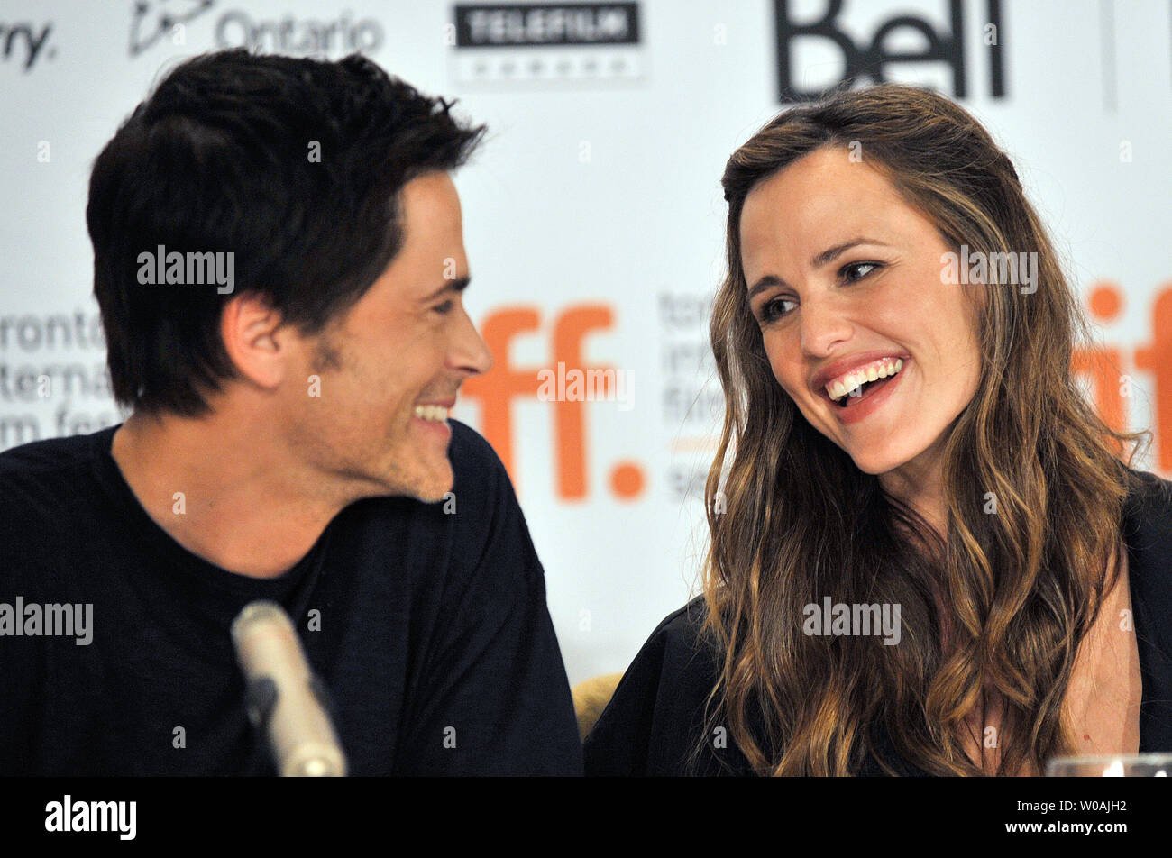 Jennifer lowe hi-res stock photography and images - Alamy