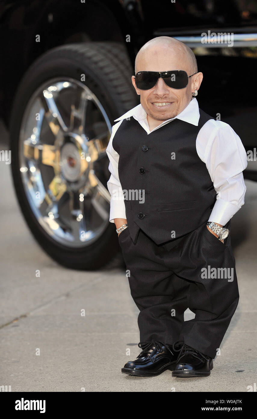 Actor Verne Troyer arrives for the Toronto International Film Festival ...