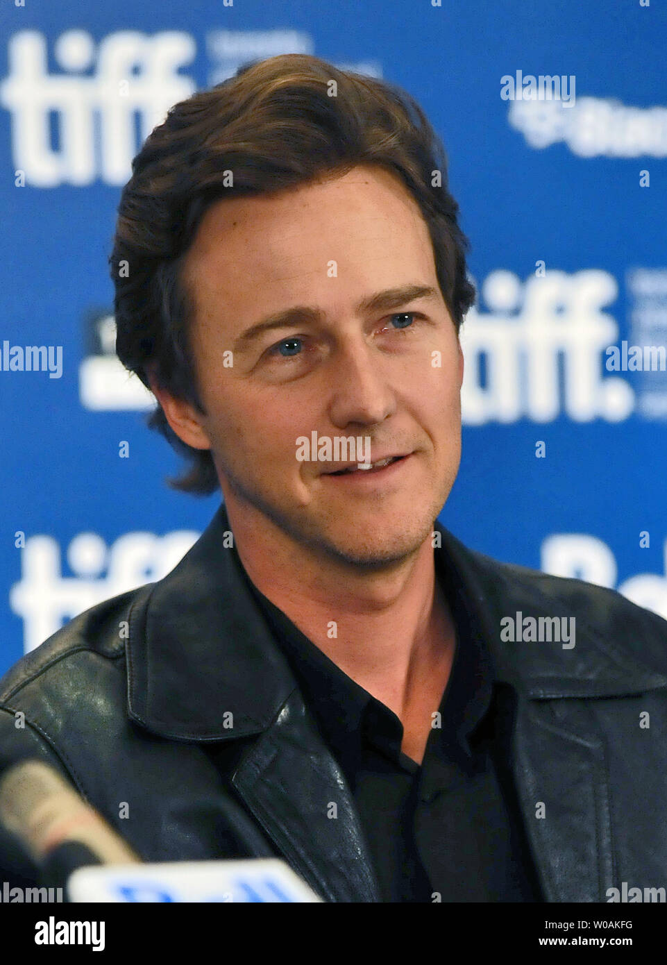 Edward norton hi-res stock photography and images - Alamy