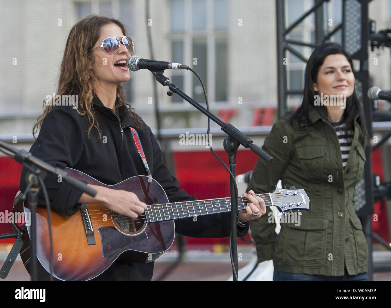 Jill hennessy and jacqueline hennessy hi-res stock photography and ...
