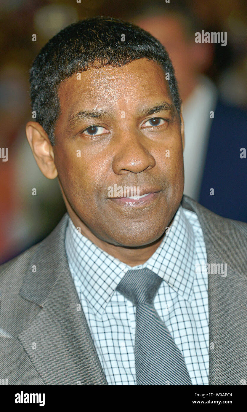 Denzel Washington arrives for the world premiere of 'The Equalizer' at ...