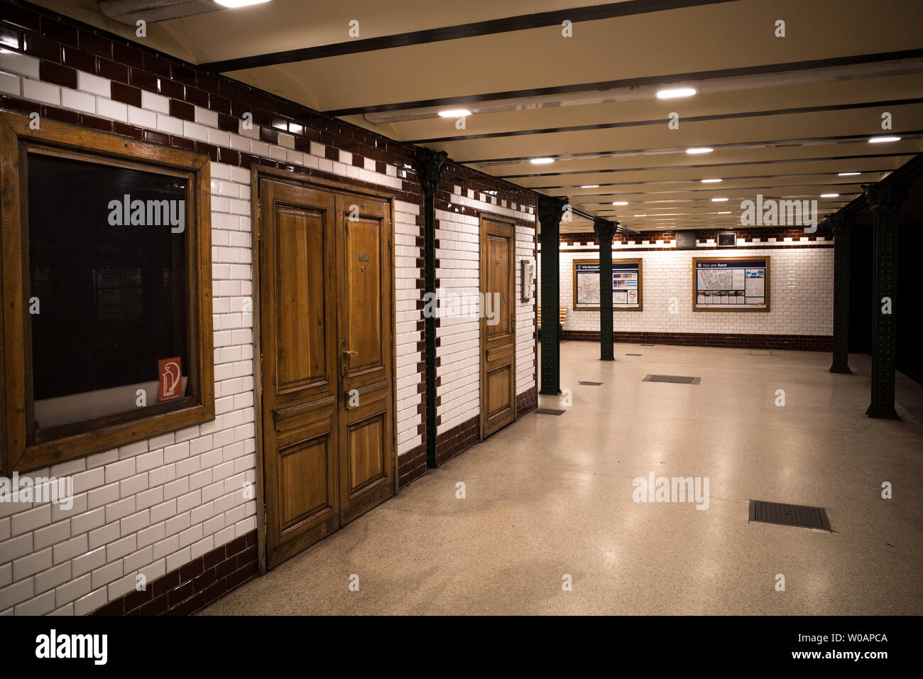 BUDAPEST HUNGARY - METRO STATIONS AND PASSENGERS IN BUDAPEST ...