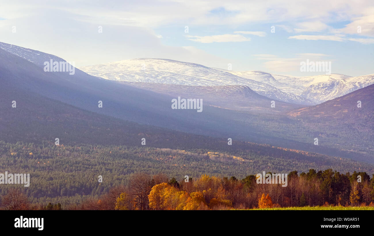 Oppdal valley hi-res stock photography and images - Alamy