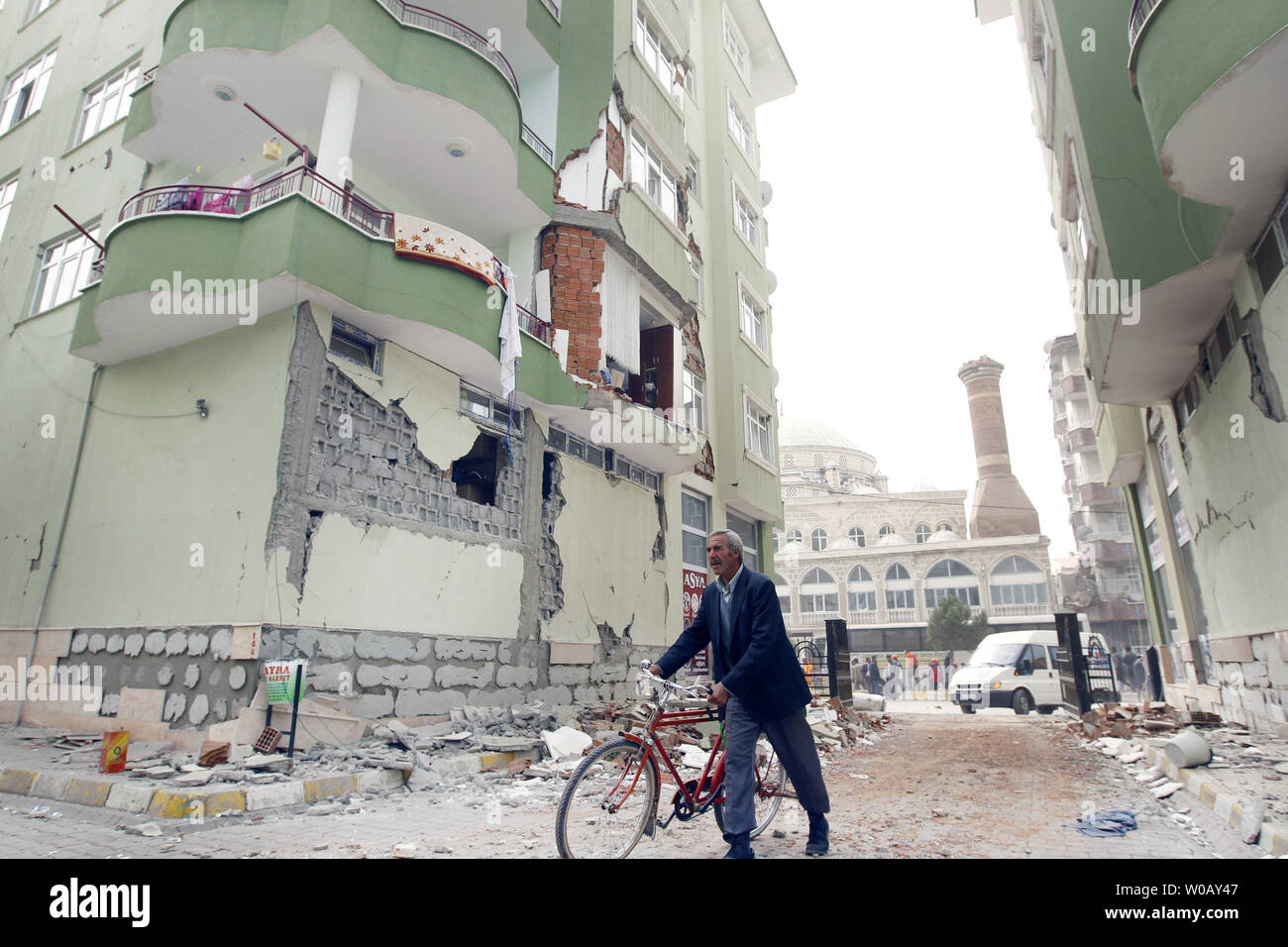 Van earthquake turkey hi-res stock photography and images - Alamy