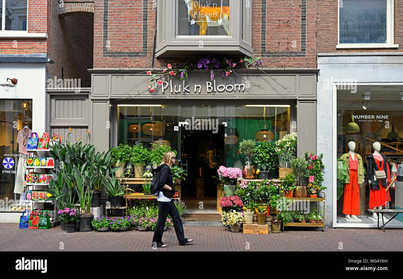 Kruisstraat hi-res stock photography and images - Alamy