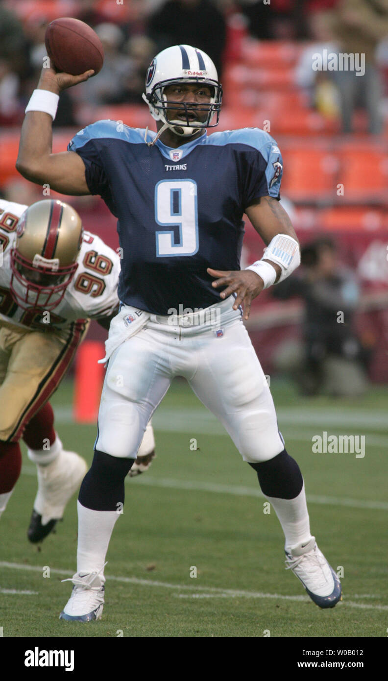 Steve mcnair 2005 hi-res stock photography and images - Alamy