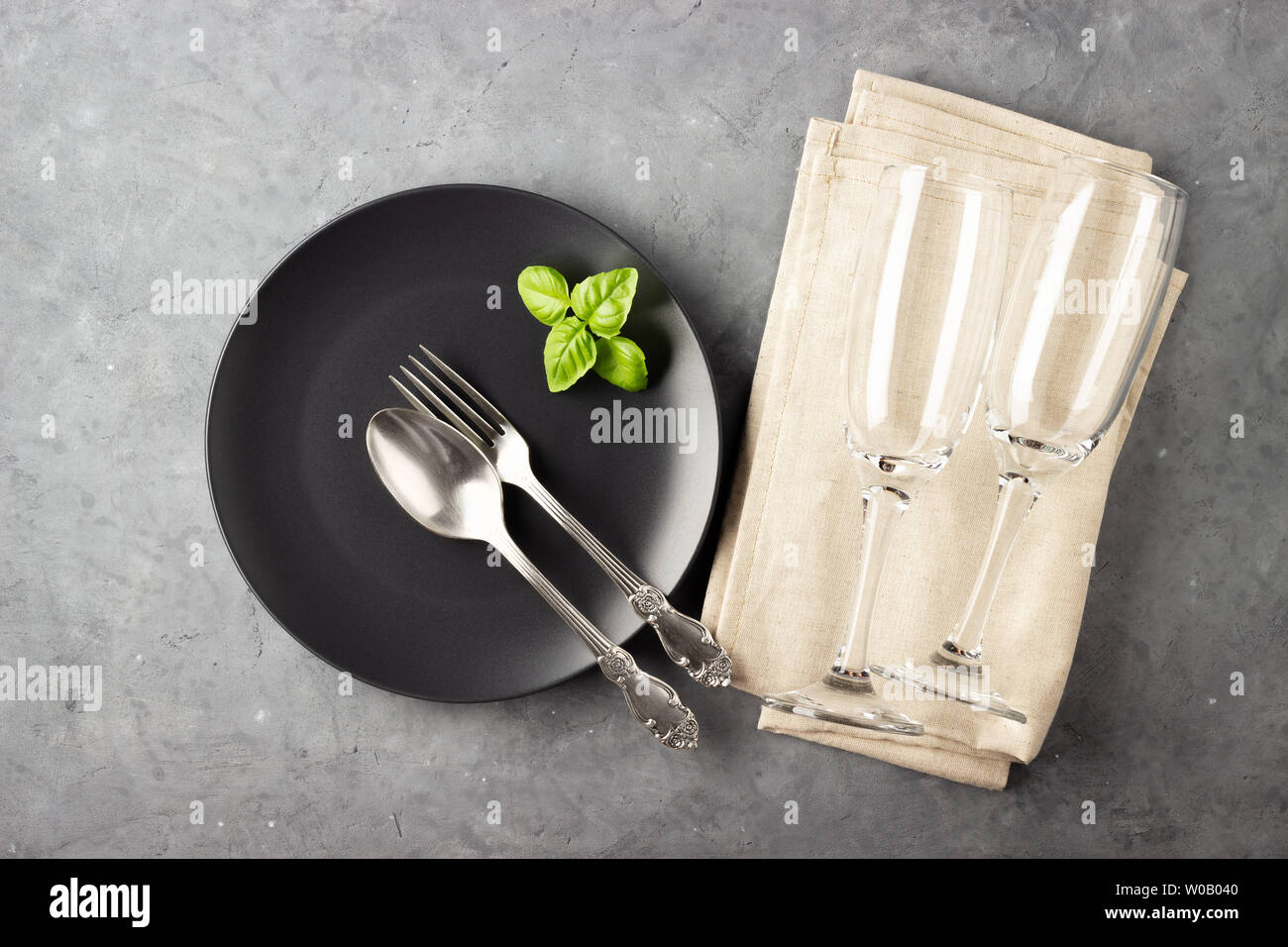 Dining table from above hi-res stock photography and images - Alamy