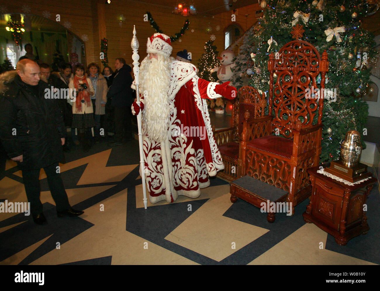 Russian president vladimir putin father hi-res stock photography and ...
