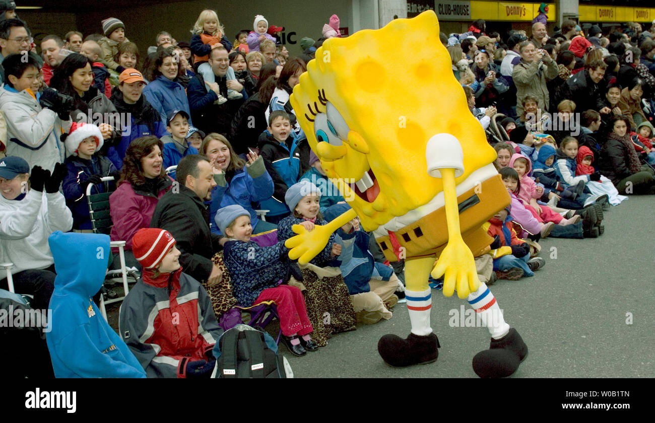 Spongebob squarepants character hi-res stock photography and images - Alamy