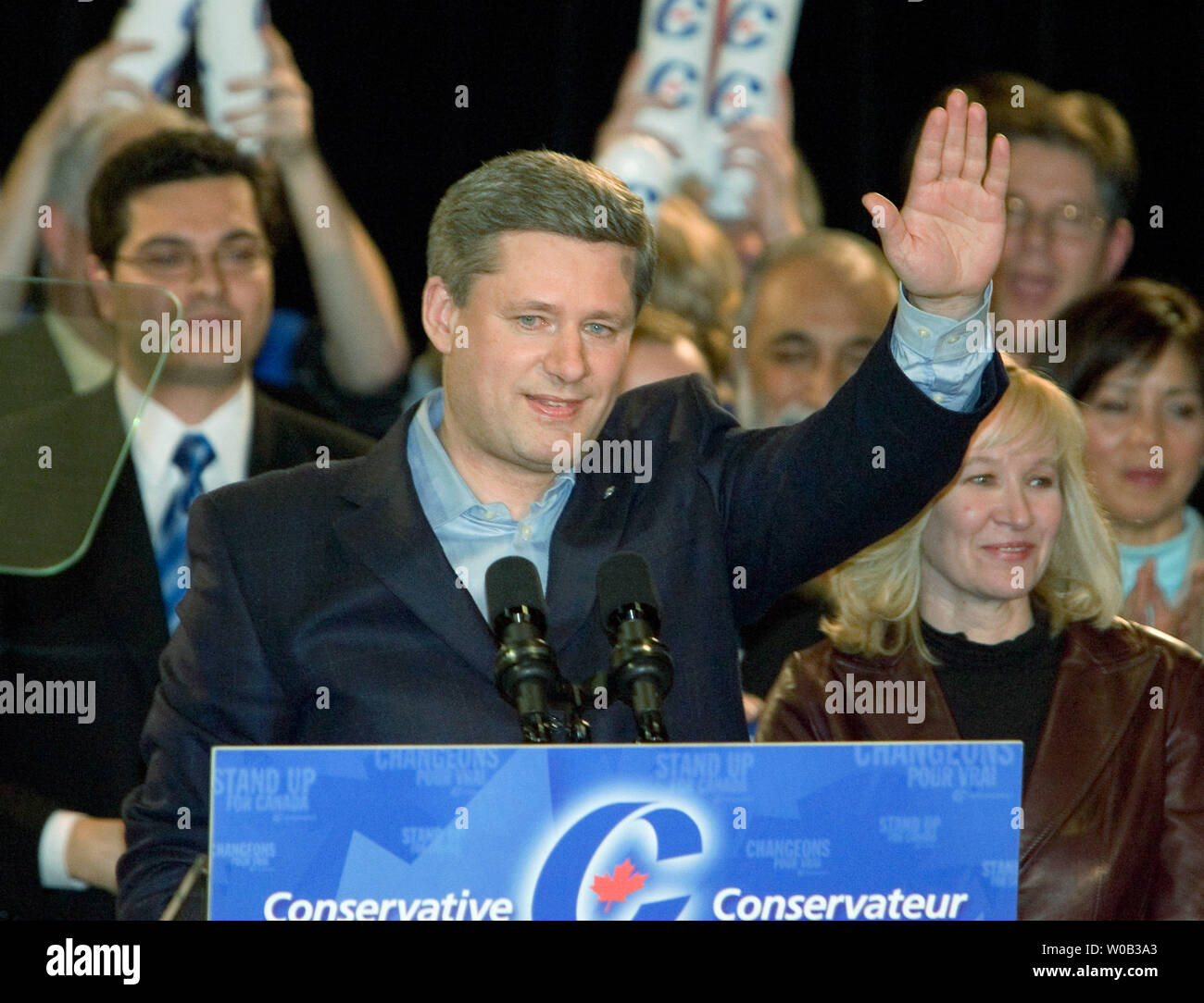 Stephen harper wife laureen hi-res stock photography and images - Alamy