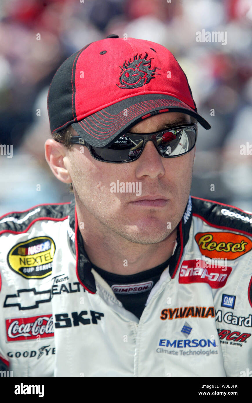 Race car driver kevin harvick hi-res stock photography and images - Alamy