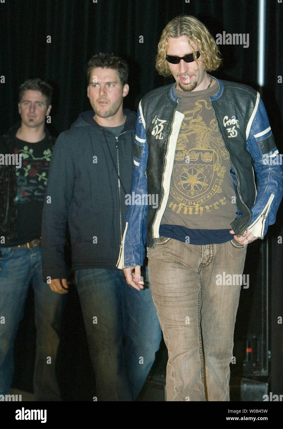 Nickelback rock hi-res stock photography and images - Alamy