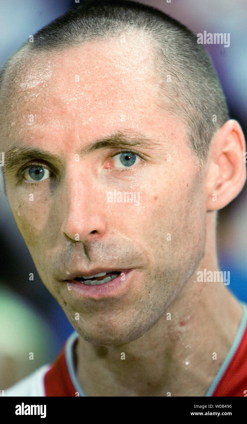 Steve nash charity hi-res stock photography and images - Alamy