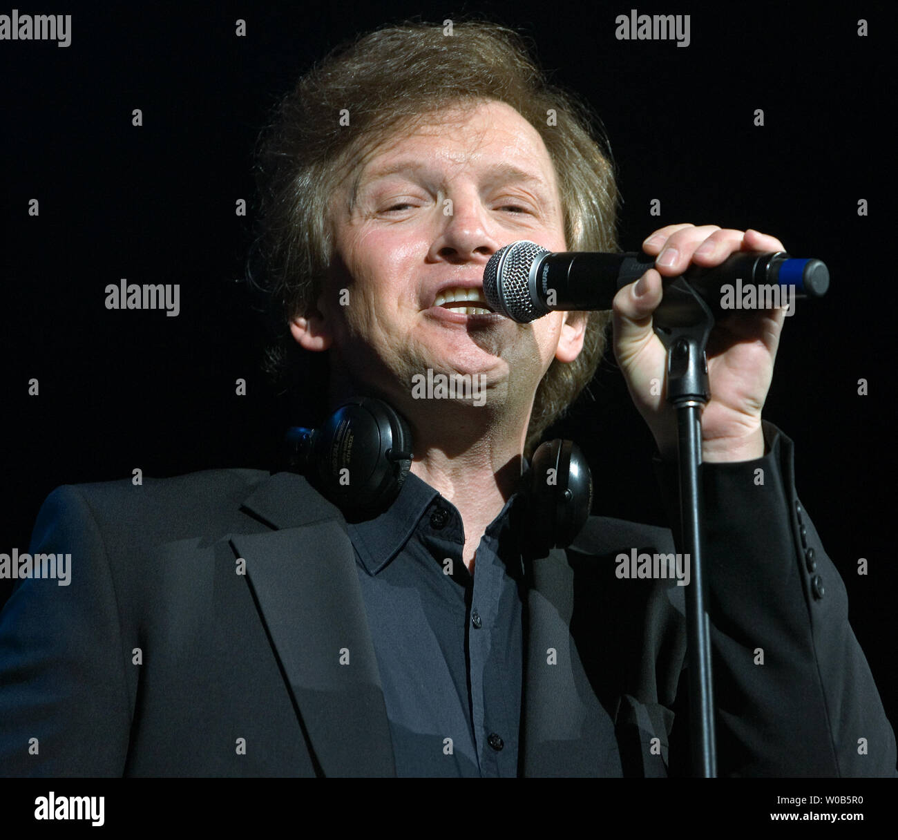 Singer, comedian and celebrity impersonator Andre Philippe Gagnon ...