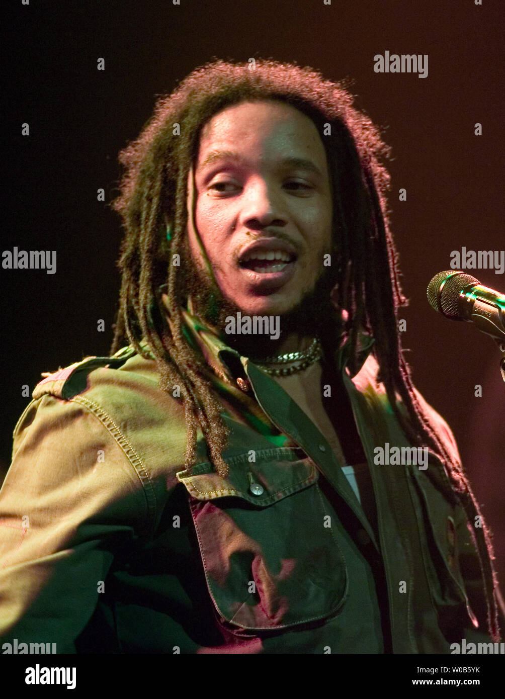 Stephen marley hi-res stock photography and images - Alamy