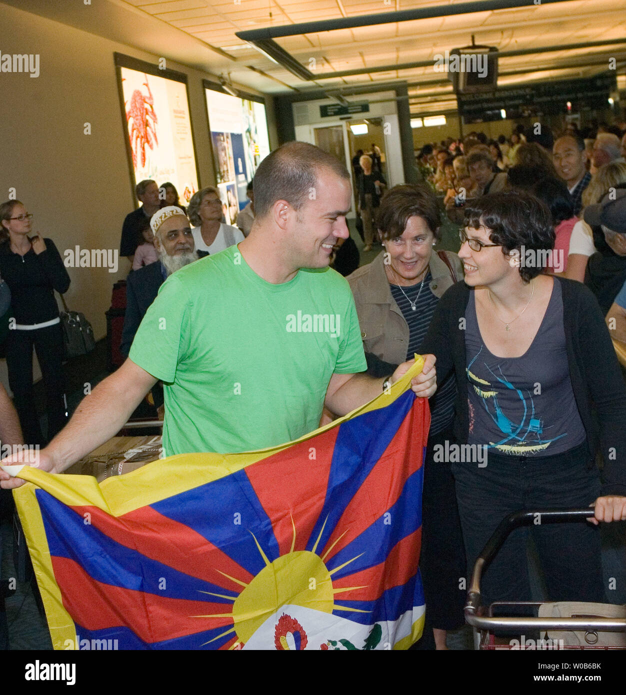 Great Wall of China protester Sam Price 32-years-old (L) and organizer ...
