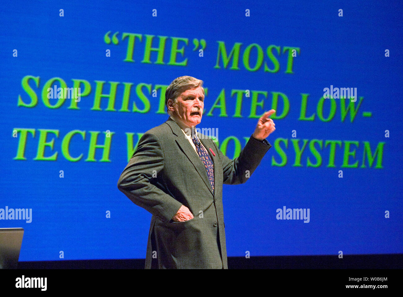 General romeo dallaire hi-res stock photography and images - Alamy