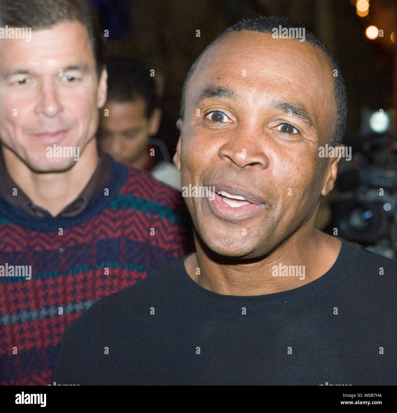 Boxing coaches hi-res stock photography and images - Alamy