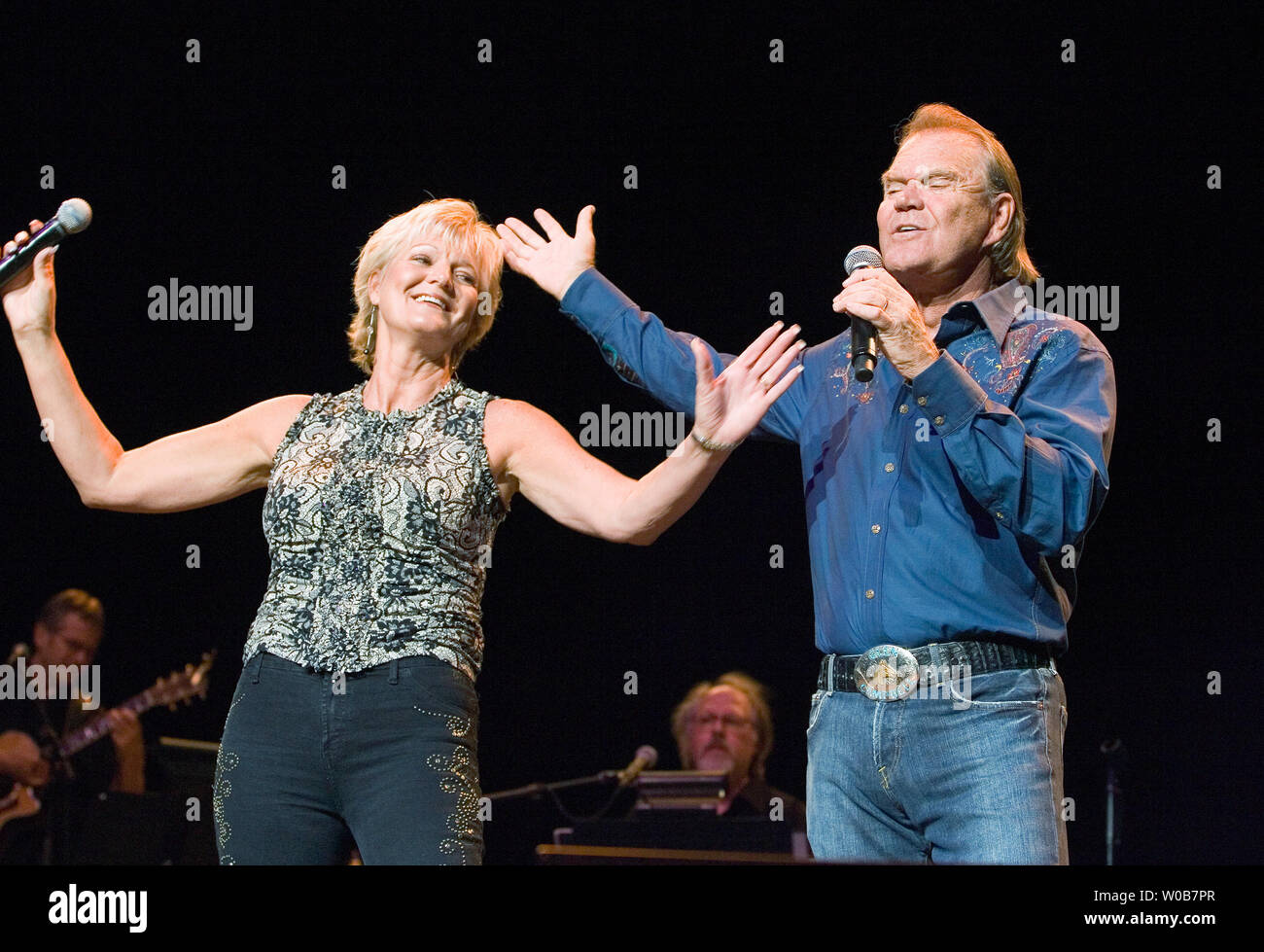 Debbie campbell hi-res stock photography and images - Alamy