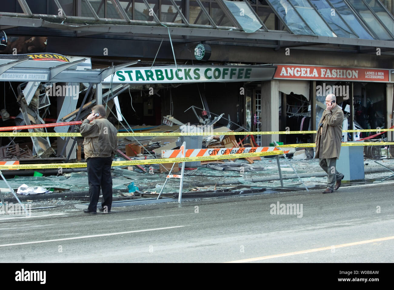 Starbucks vancouver hi-res stock photography and images - Alamy
