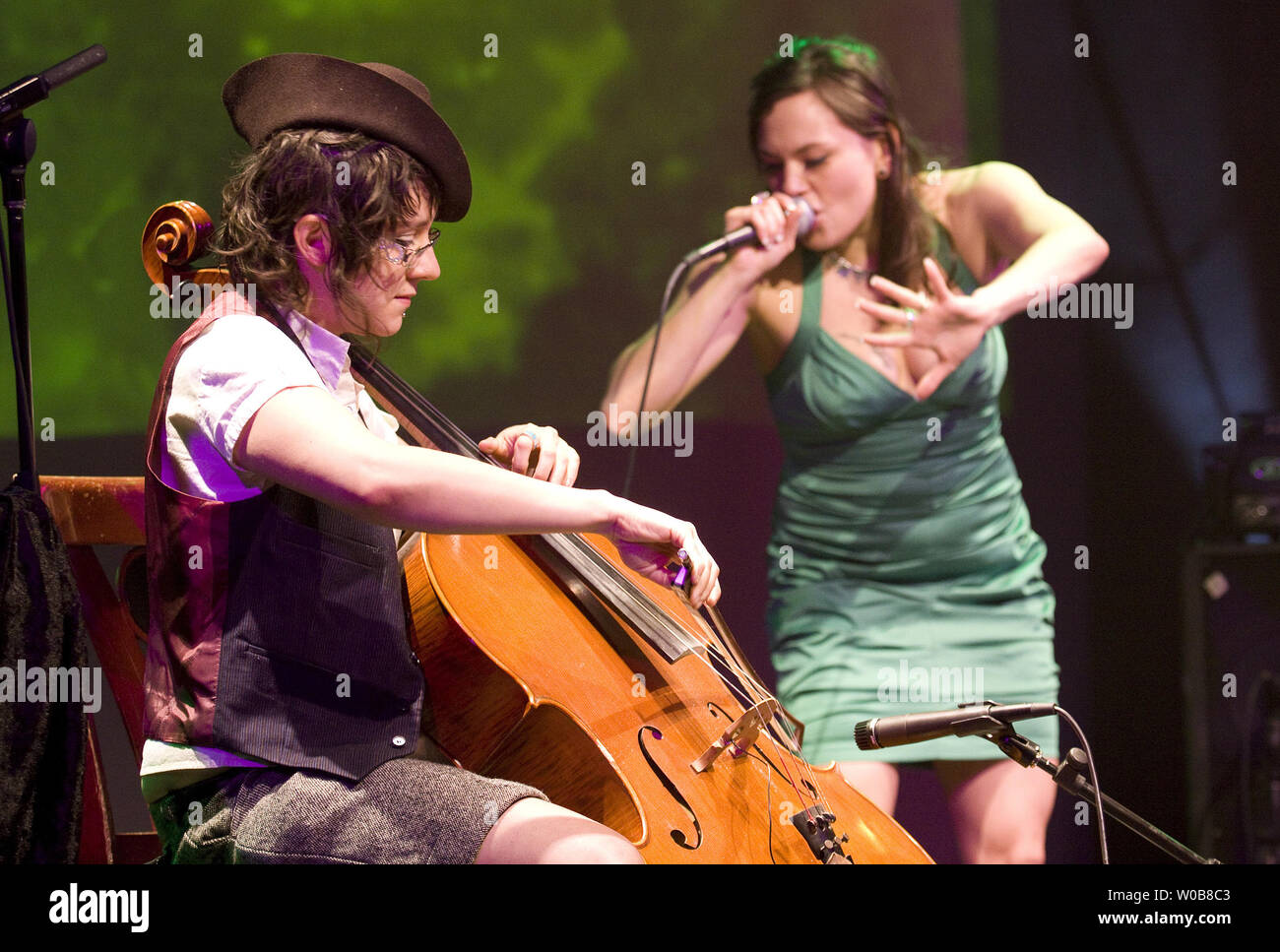 Inuit Throat Singer and multiple JUNO Award nominee Tanya Tagaq and her ...