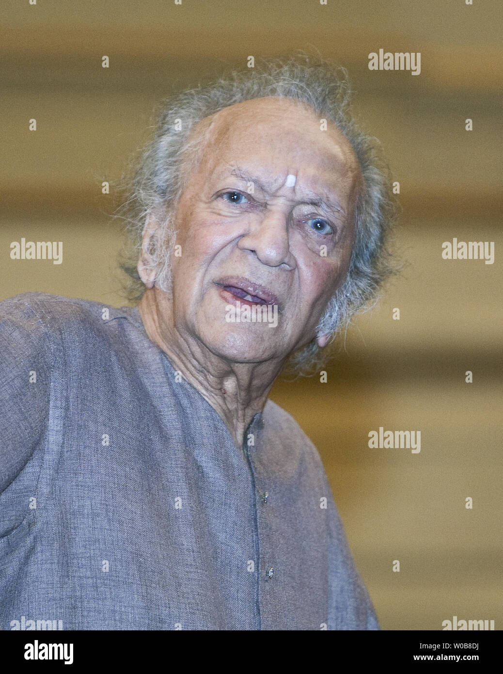 Ravi Shankar, 89-years-old, arrives for a Sound Check at the Orpheum ...