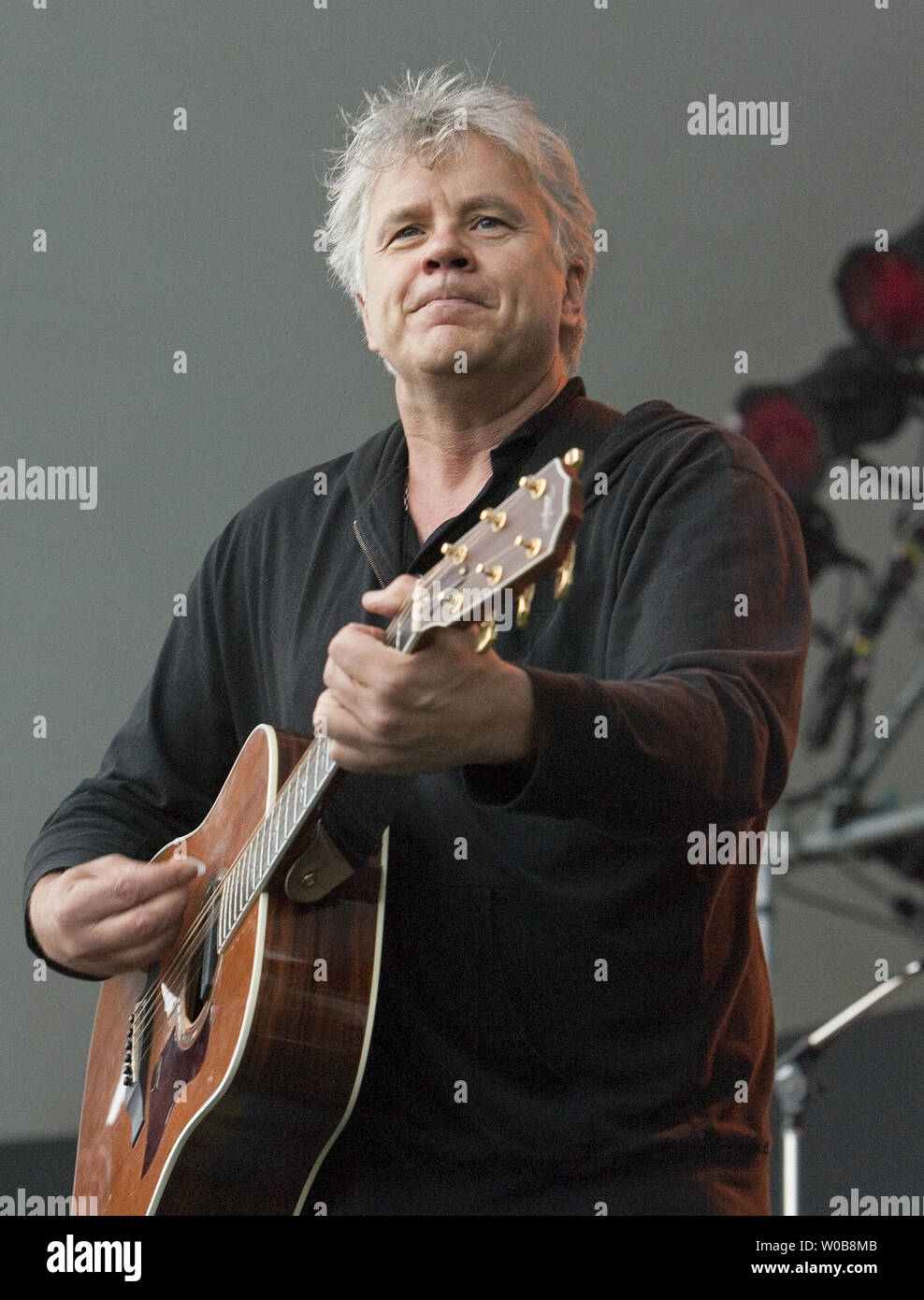 Actor and musician Tim Robbins performs with the Rogues Gallery Band on ...