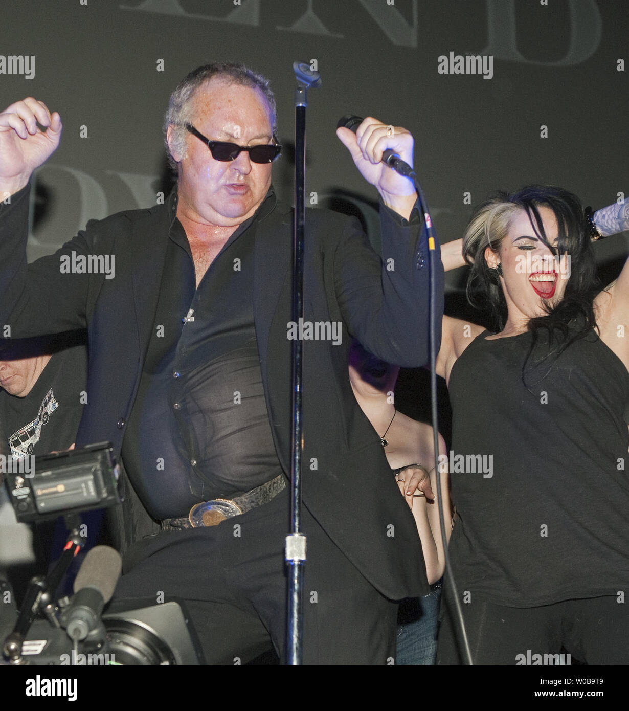 Work in progress band hi-res stock photography and images - Alamy