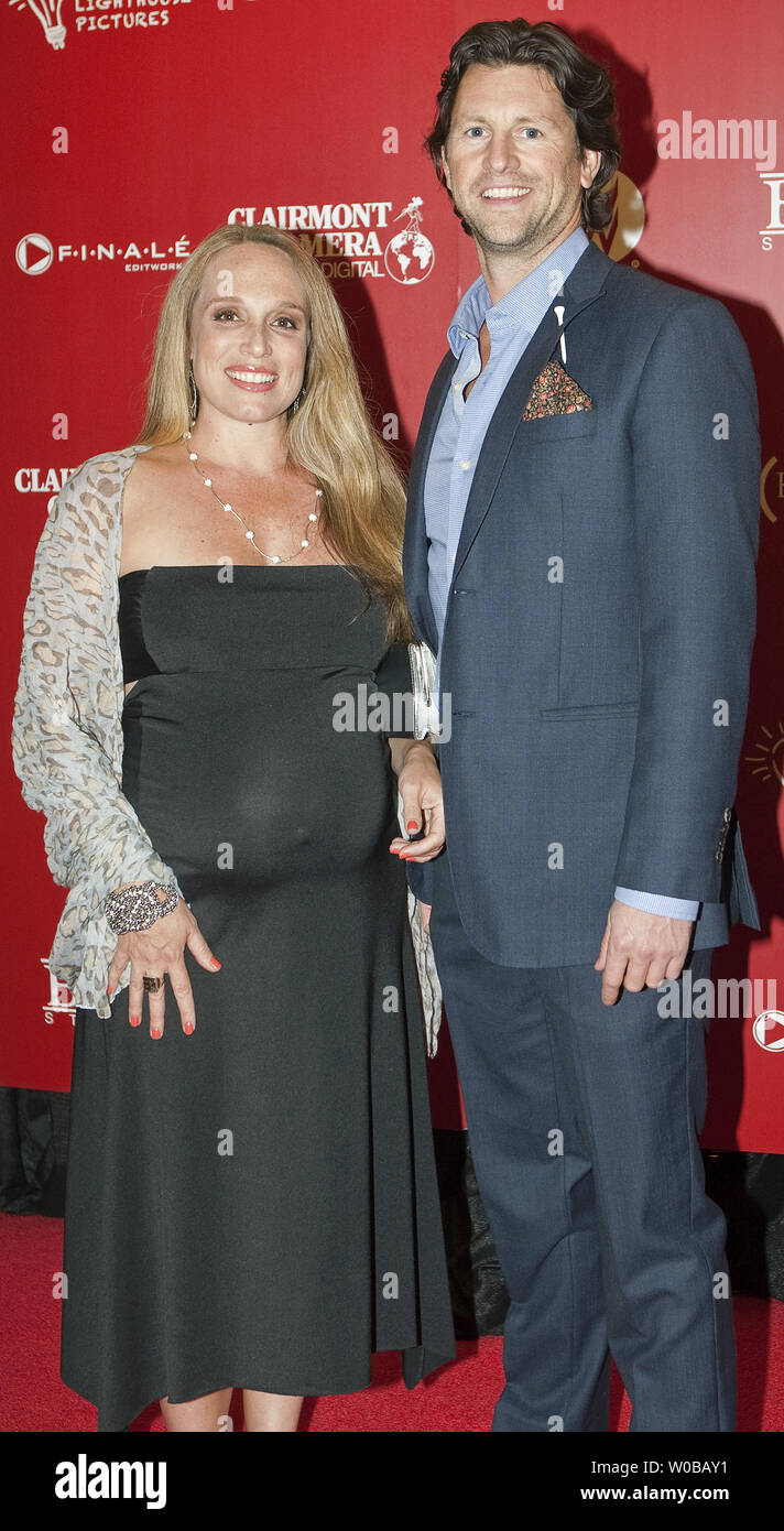 Pregnant actress hi-res stock photography and images - Alamy