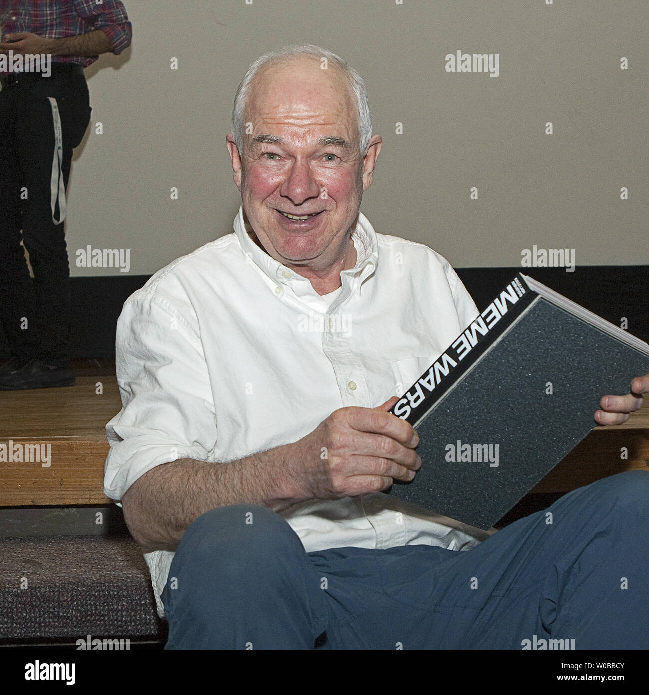 New paradigm hi-res stock photography and images - Alamy