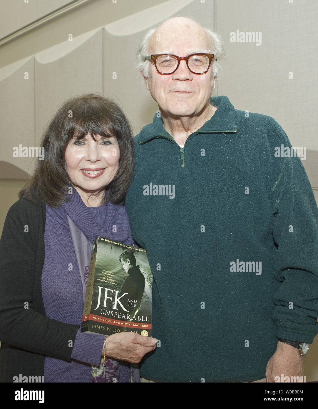 Robert kennedy 1968 campaign hi-res stock photography and images - Alamy