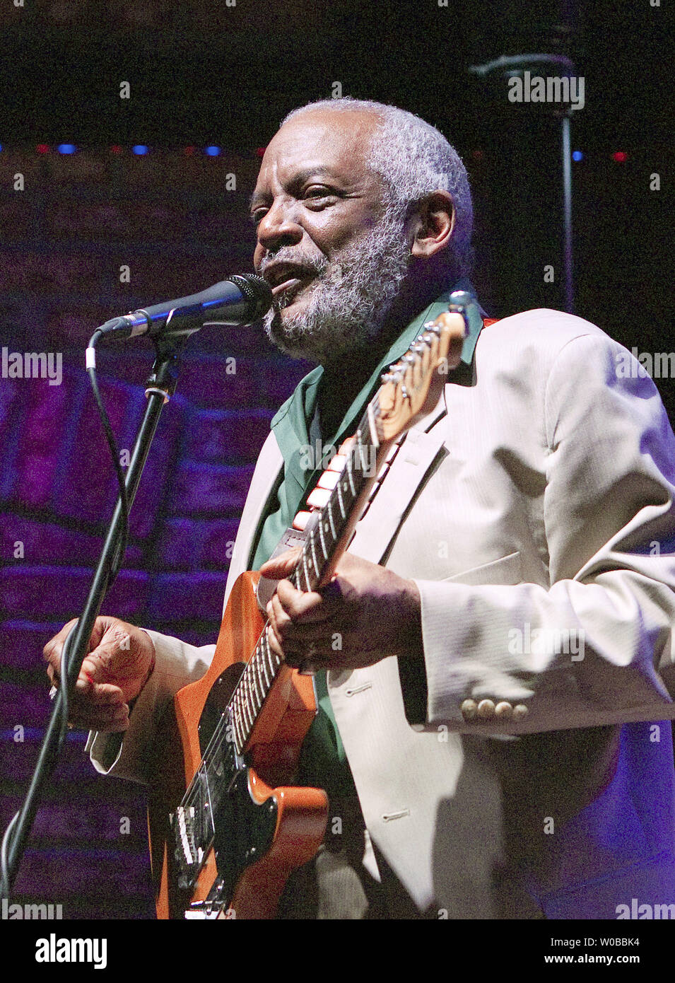 Lead singer of the group hi-res stock photography and images - Alamy