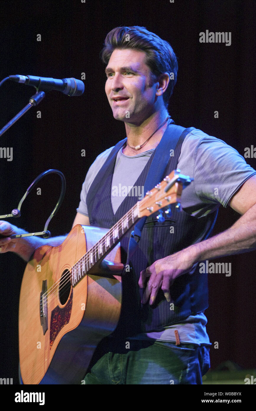 Expats canada hi-res stock photography and images - Alamy